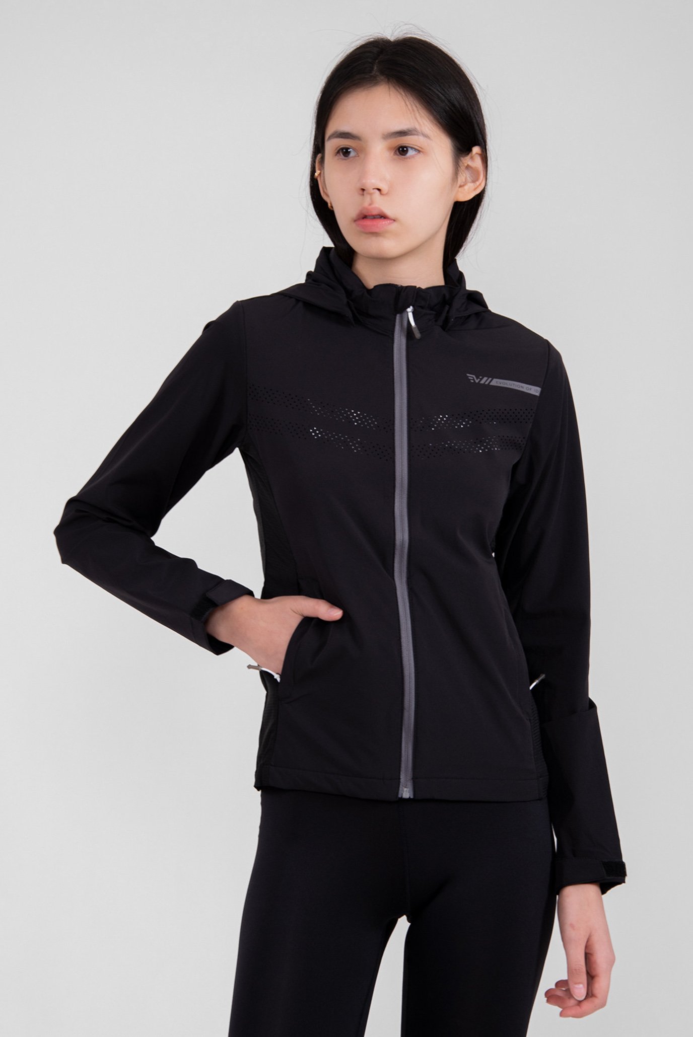 Женская черная ветровка Evoids 552157-010 — MD-Fashion