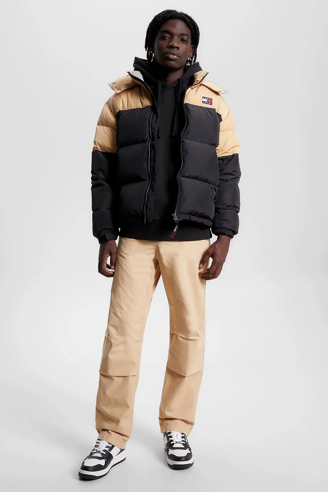 Чоловіча чорна куртка TJM ALASKA COLORBLOCK PUFFER Tommy Jeans ...