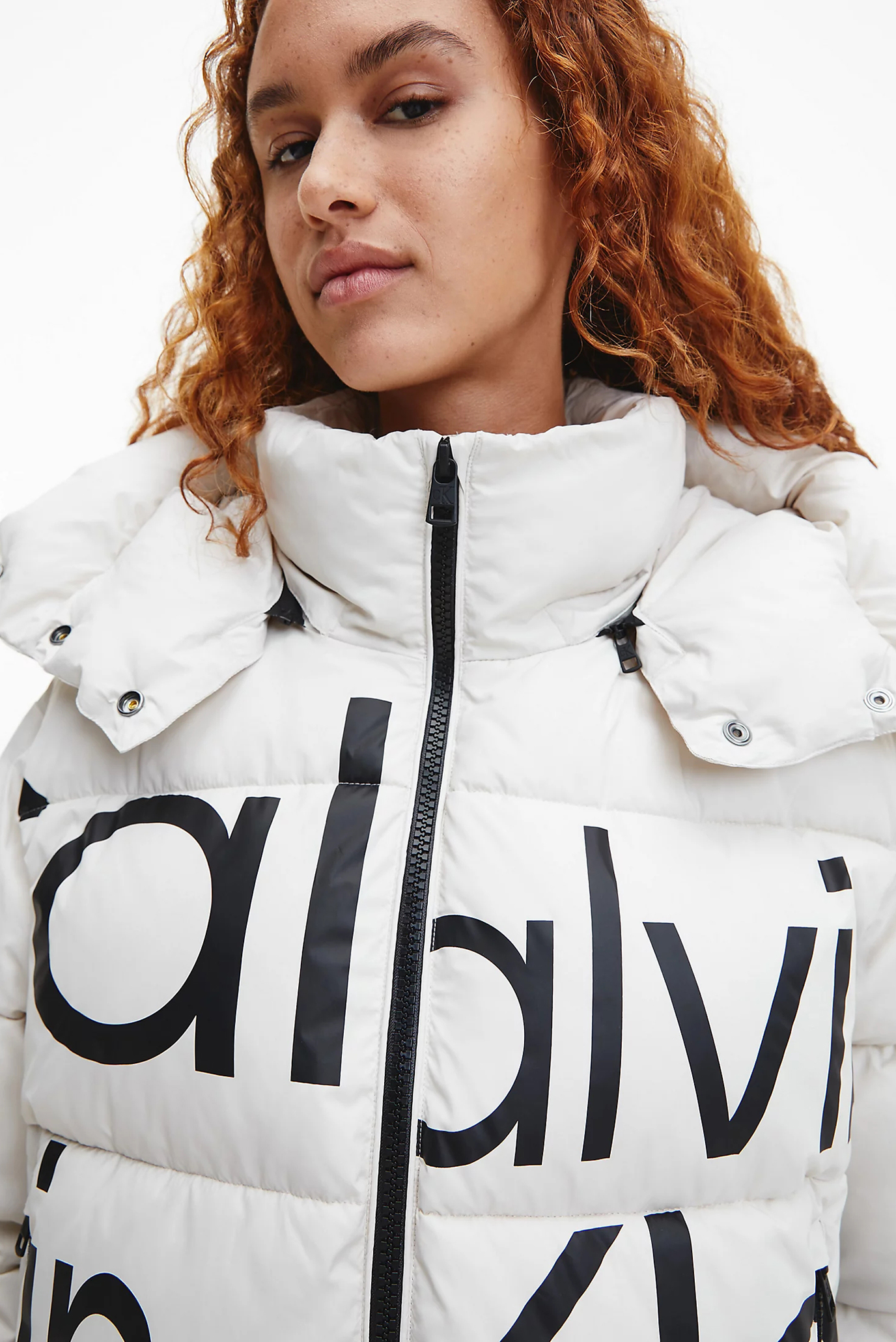 Женская белая куртка Bold Disrupted Logo Puffer Calvin Klein Jeans