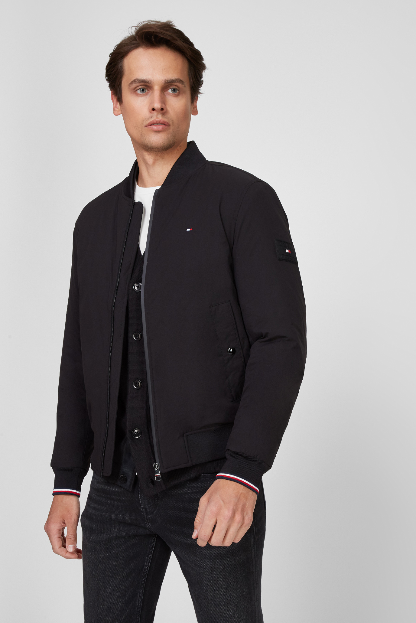 Чоловічий чорний бомбер Tommy Hilfiger MW0MW21359 — MD-Fashion