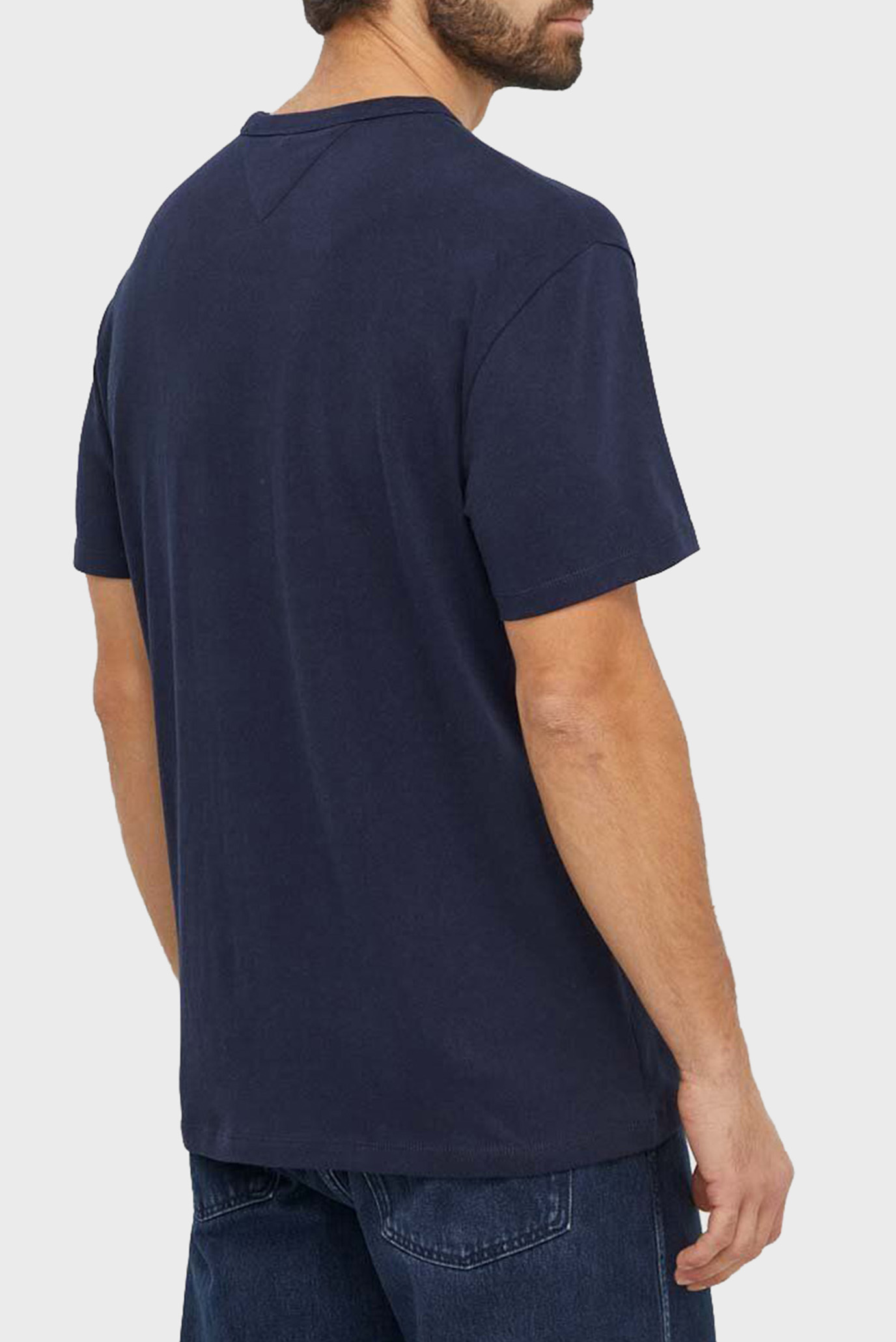 Мужская темно-синяя футболка Tommy Jeans DM0DM17995 — MD-Fashion