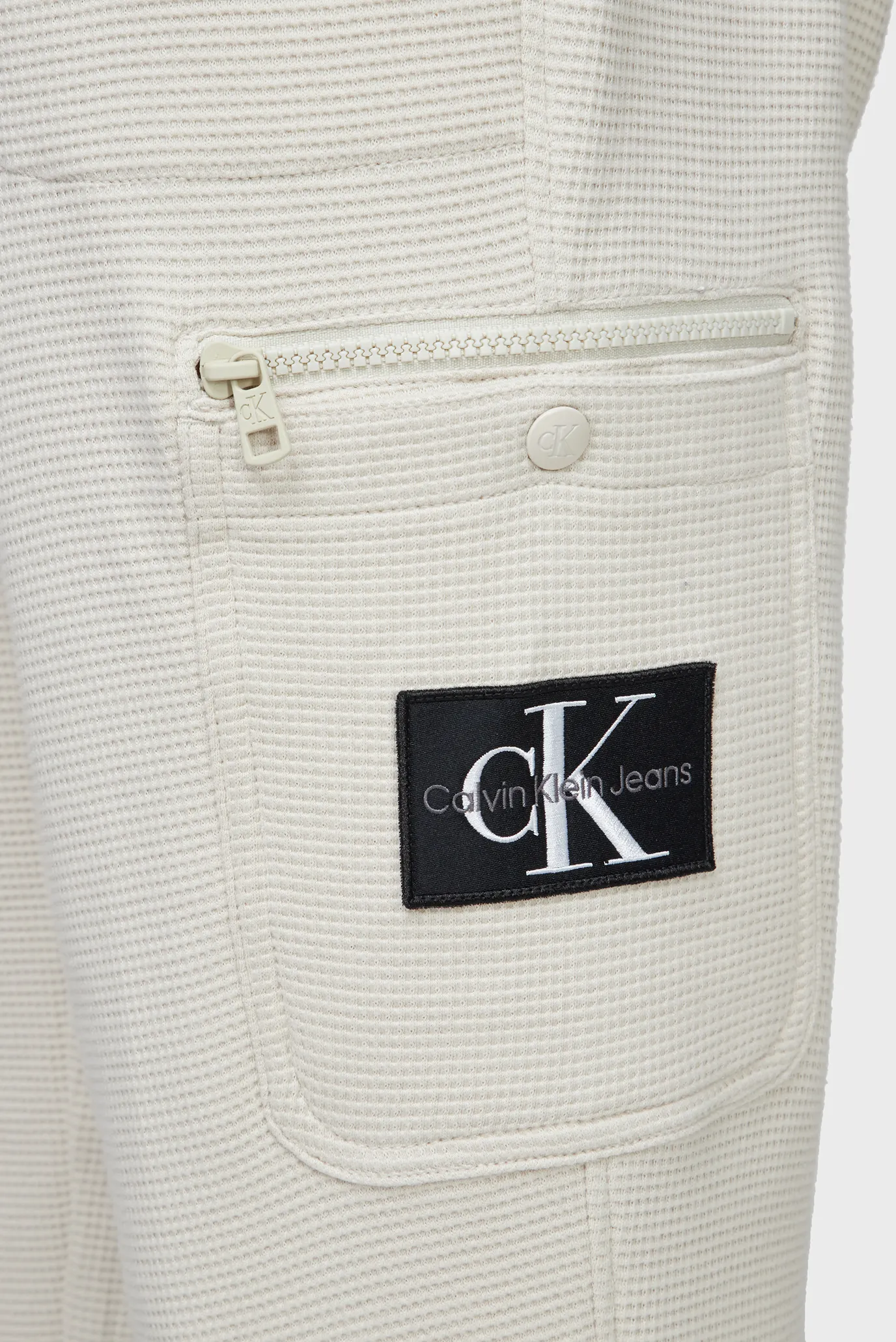 Чоловічі бежеві спортивні штани BADGE WAFFLE HWK Calvin Klein Jeans ...