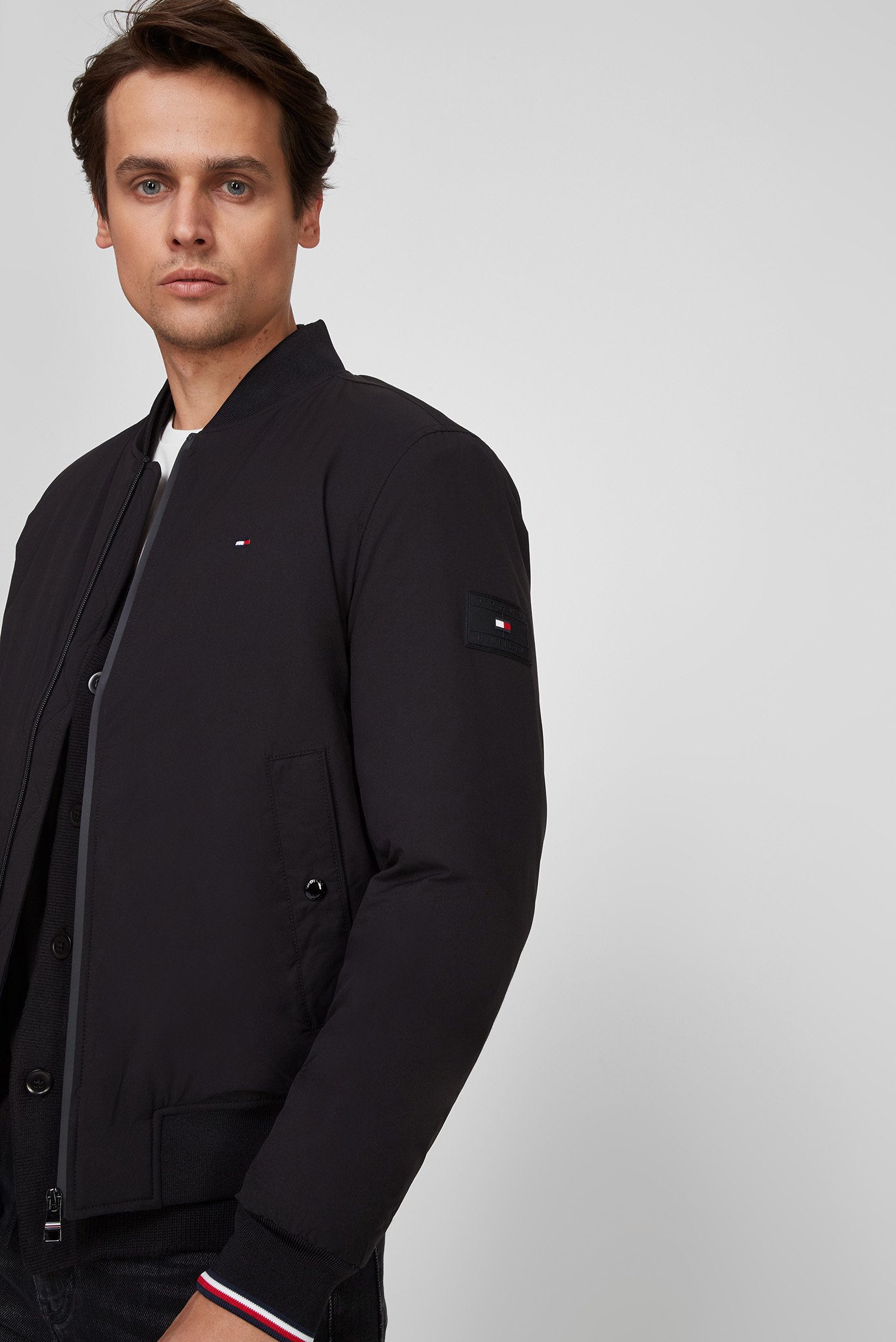 Чоловічий чорний бомбер Tommy Hilfiger MW0MW21359 — MD-Fashion