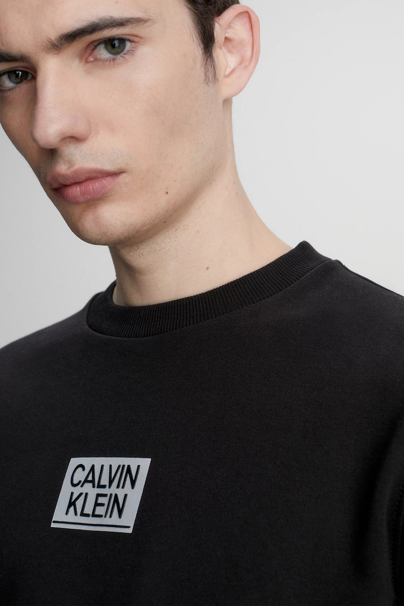 Чоловічий чорний світшот Gloss Stencil Logo Calvin Klein K10k111525