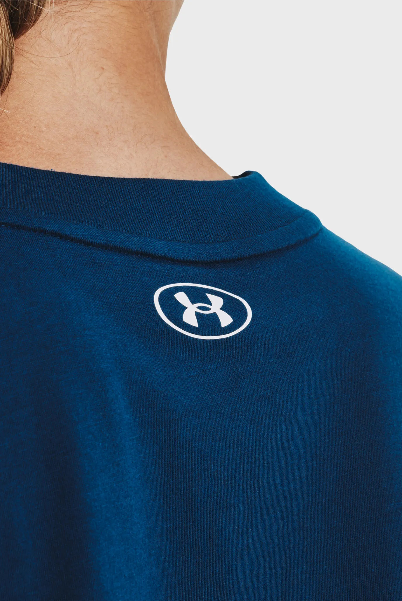 Жіноча синя футболка UA COLLEGIATE CREST CROP SS Under Armour 1379402 ...