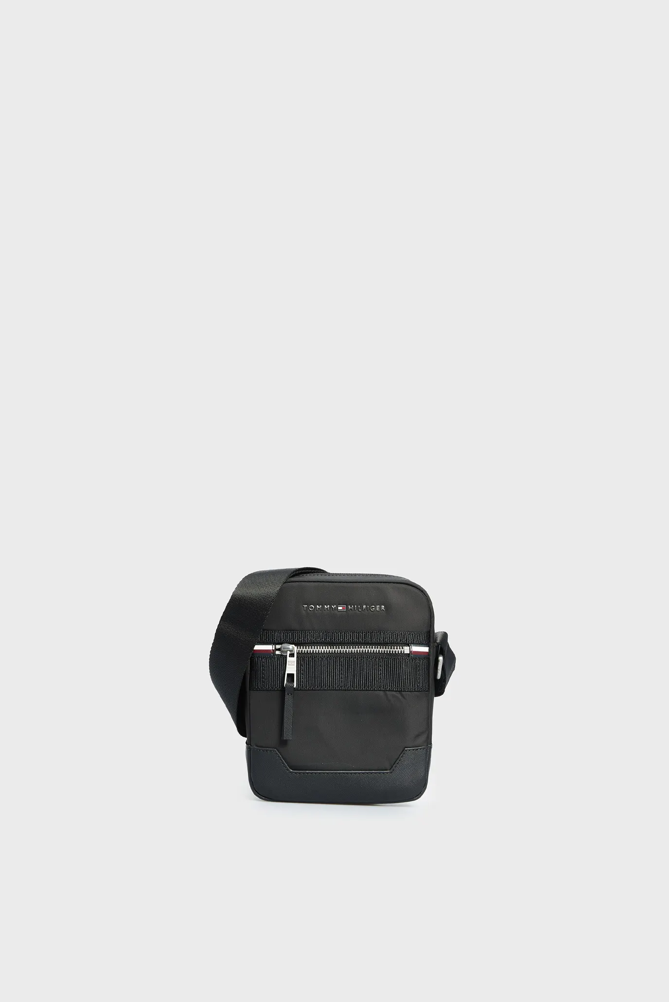 Мужская черная сумка TH ELEVATED NYLON MINI REPORTER Tommy Hilfiger ...