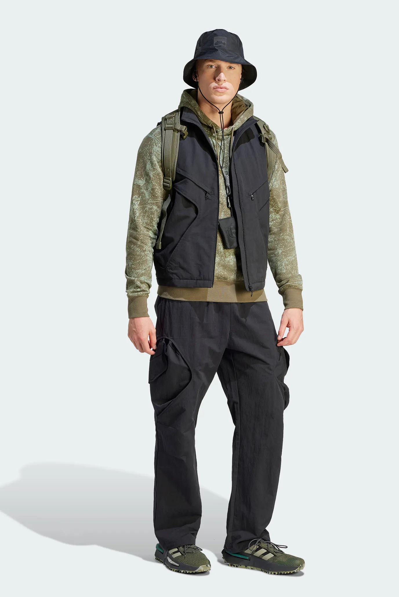 Спортивні штани Adidas Adventure Premium Cargo adidas IJ0719 — MD-Fashion