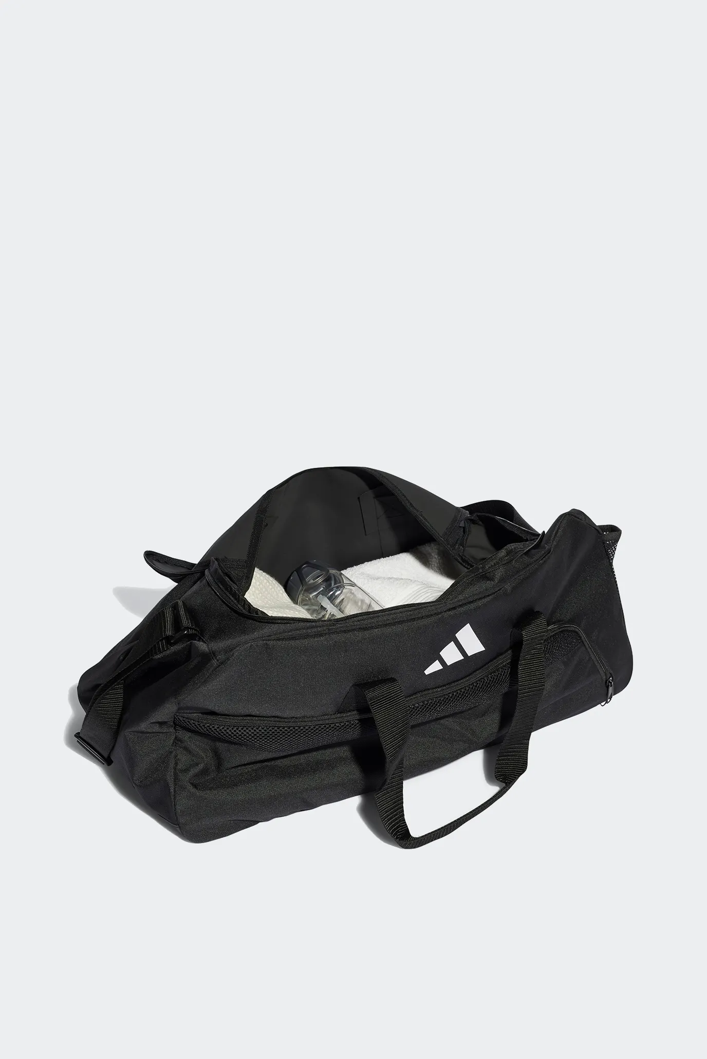 Чорна спортивна сумка Tiro League Duffel Bag Medium adidas HS9749 — MD ...