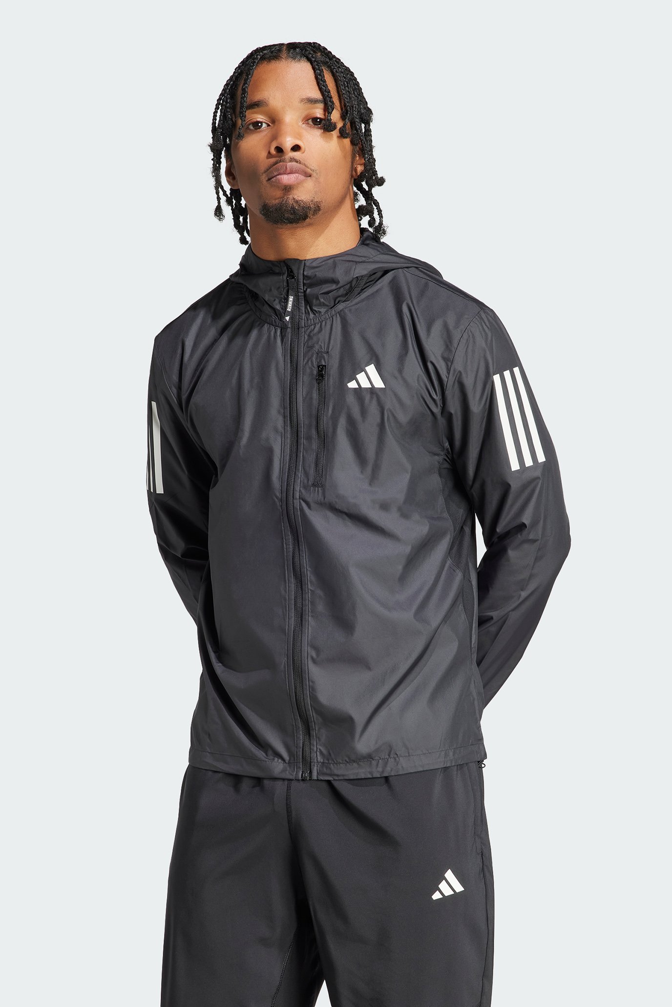 Мужская черная ветровка Own the Run adidas IN1483 — MD-Fashion